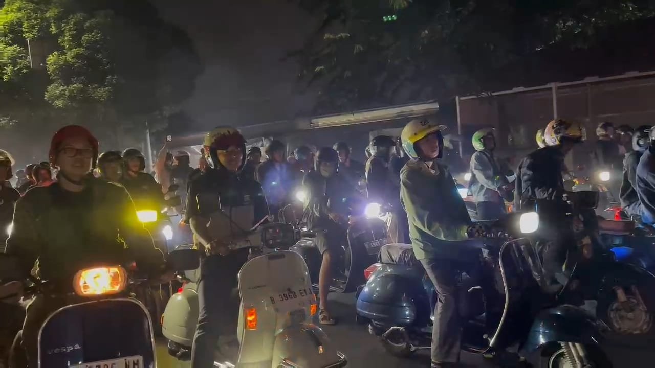 Depok Night Ride 2024: Ajang Silaturahmi Scooterist Depok Berlangsung ...