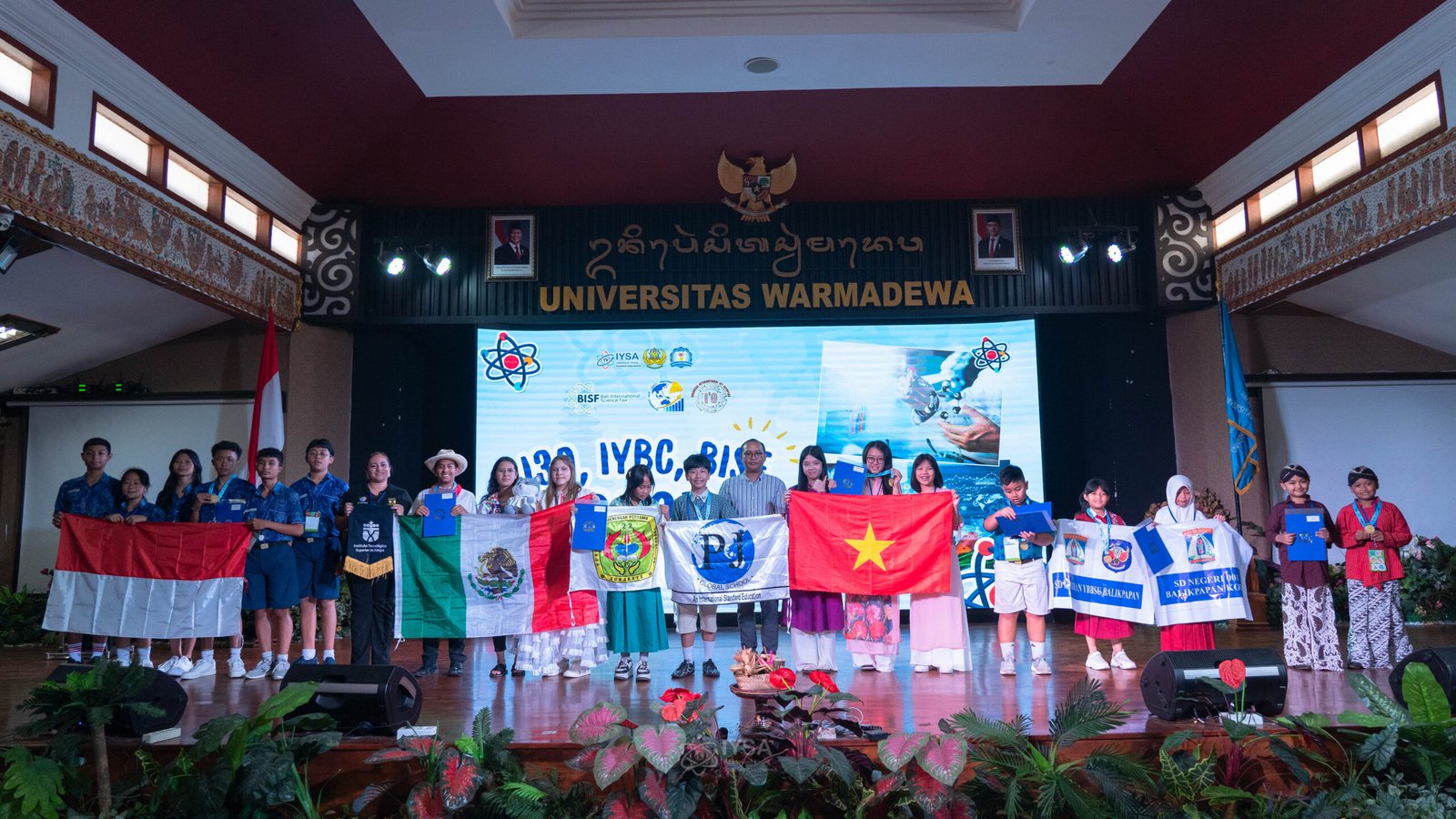 Sukses Diselenggarakan, IYBC dan I3O 2025 Hadirkan Semangat Inovasi di ...