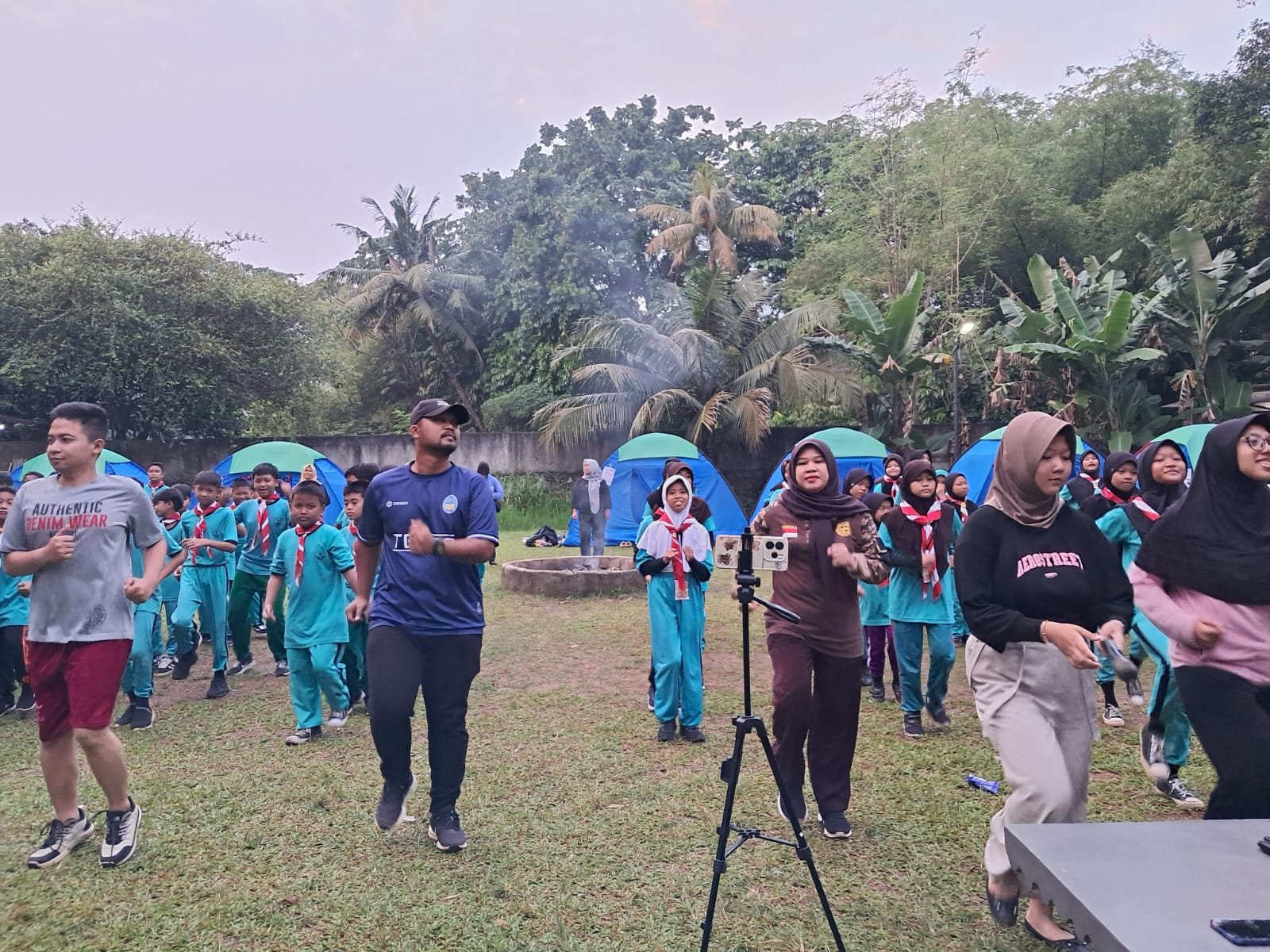 Perjusa Pramuka SDN Tanah Baru 1 Depok Kibarkan Semangat Tunas Muda ...